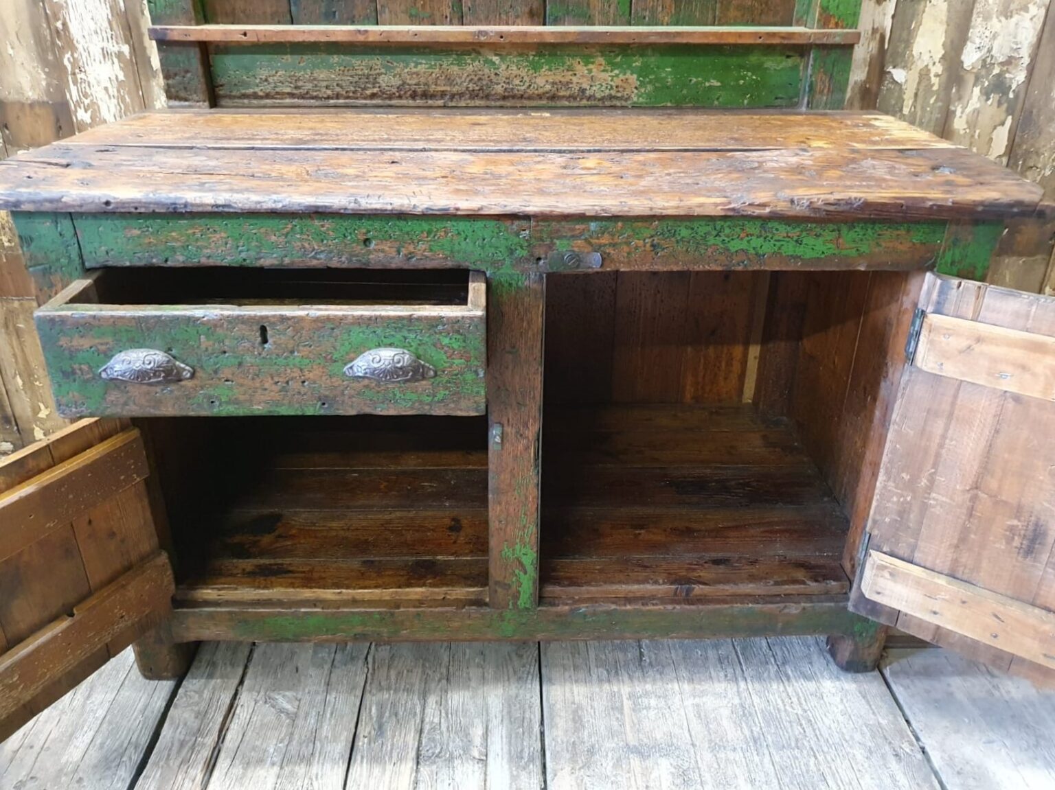 Rustic Engineers Unit