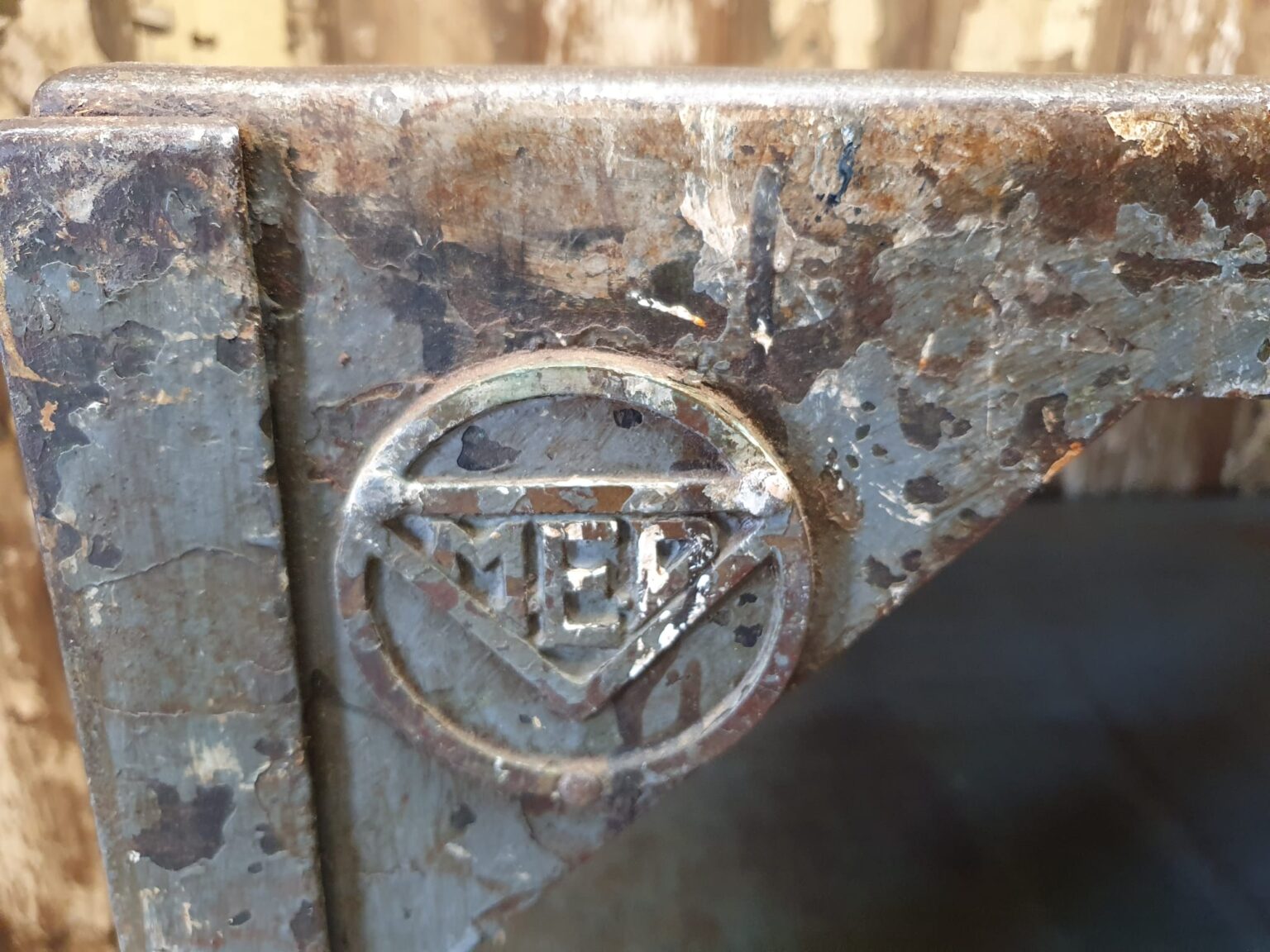 Metal Engineers Bench